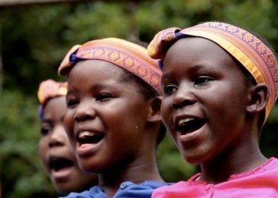 მსოფლიოს ბავშვები მშვენიერ სამყაროს უმღერიან - პალიტრა ვიდეო